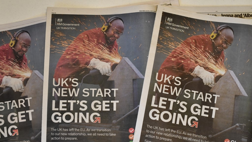 UK unveils post-Brexit border plans and ad campaign