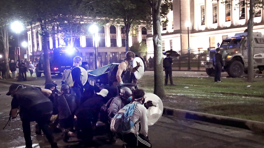 1 dead, 2 injured in US protest shootings – media