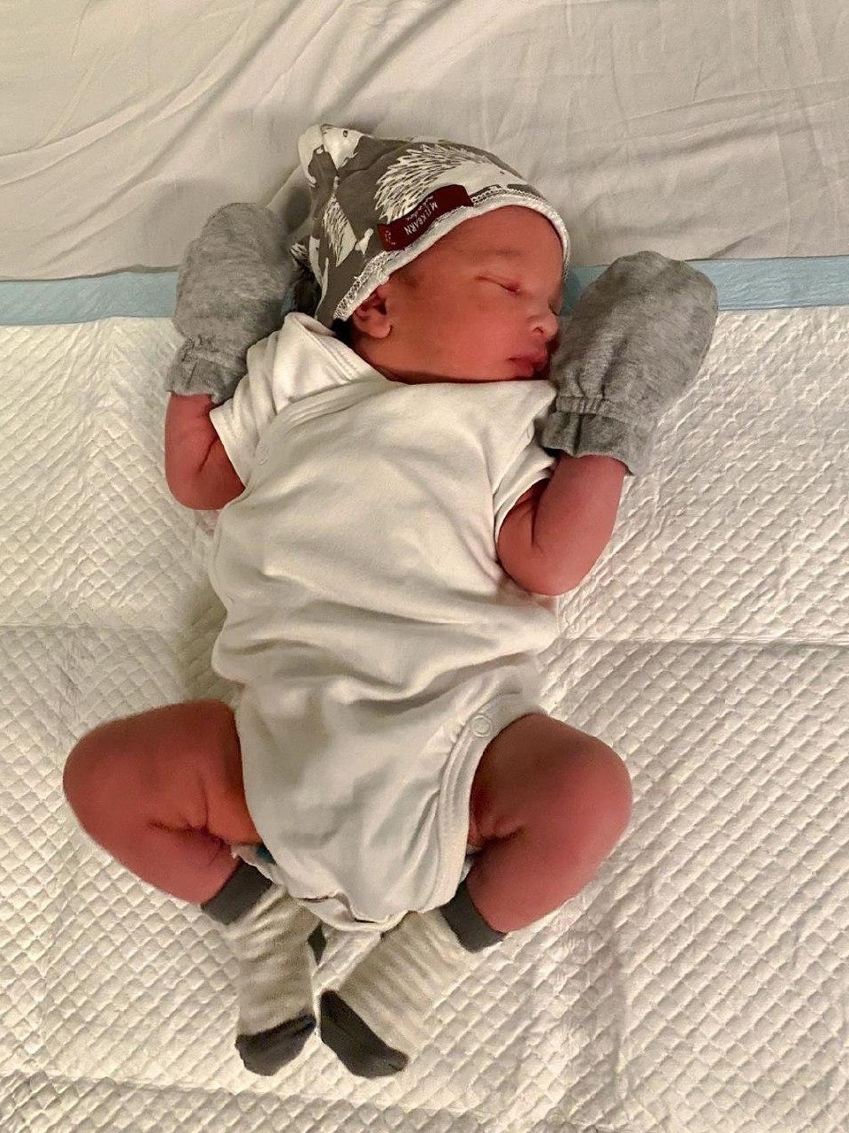 IN PHOTOS: Coleen Garcia shares snaps from home birth experience