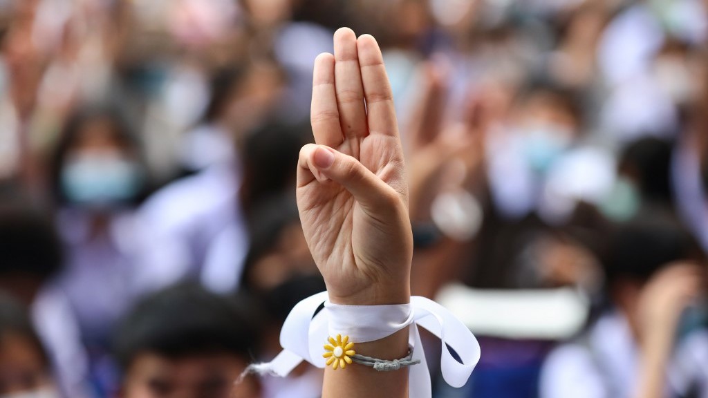 Tensions mount in Thai protests as Bangkok braces for major rally