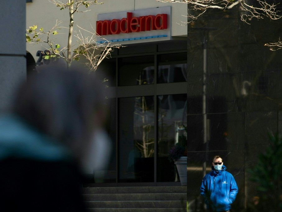 Moderna says will request US, Europe vaccine authorization