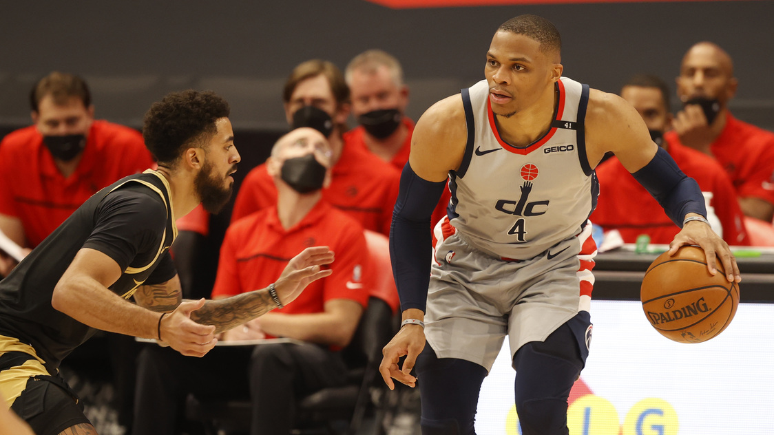 Westbrook triple-double lifts Wizards over Raptors in OT