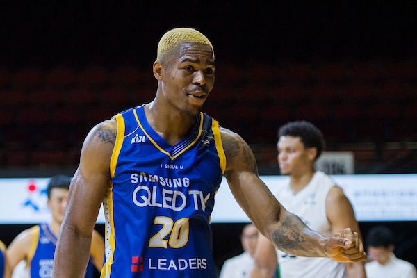 Mbala no problem with Ayo's UST transfer: 'That's his own career'