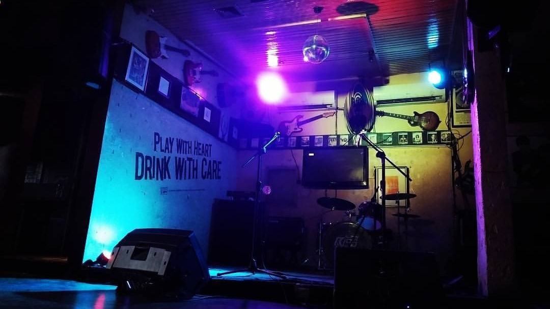 Route 196 holds farewell fundraising gig online